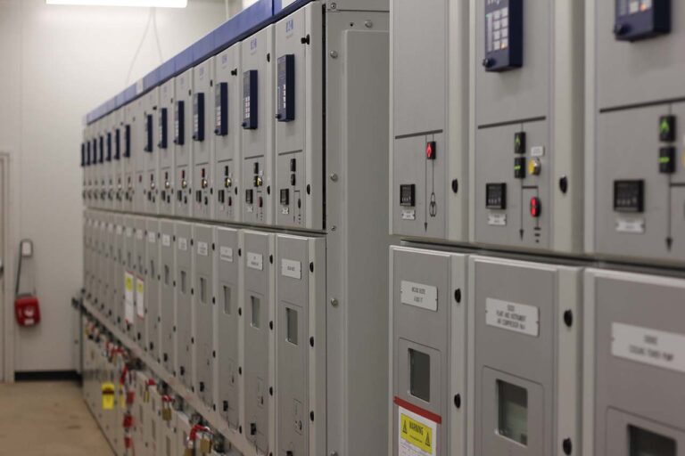 Designing Safe Efficient Electrical Switchrooms - Switchrooms